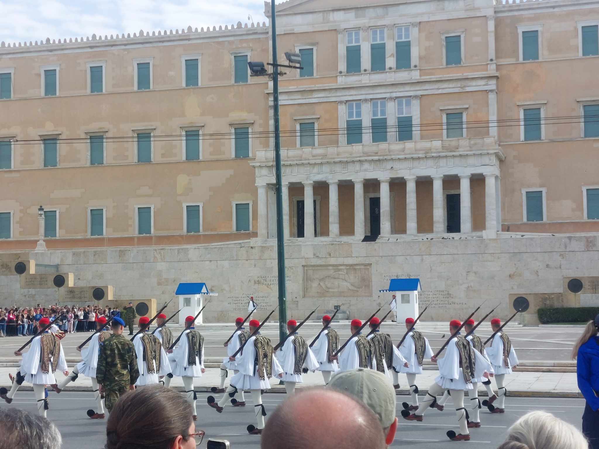 ΕΠΙΣΚΕΨΗ ΣΥΛΛΟΓΟΥ “Η ΠΗΓΗ” ΣΤΗΝ ΕΠΙΣΗΜΗ ΑΛΛΑΓΗ ΤΗΣ ΠΡΟΕΔΡΙΚΗΣ ΦΡΟΥΡΑΣ ...